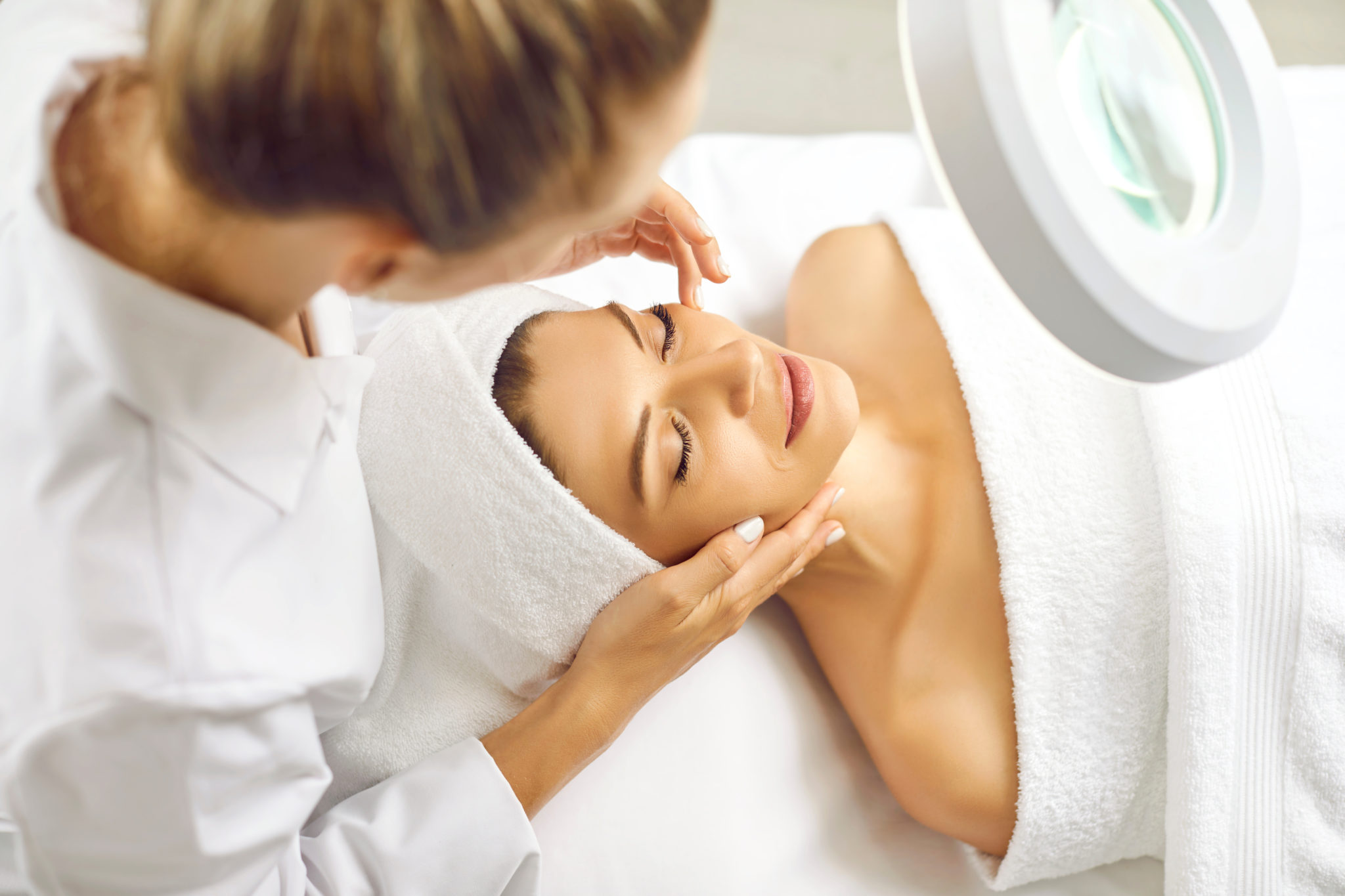 What Does a Cosmetologist Do? An In-Depth Look at Their Work - Penrose ...